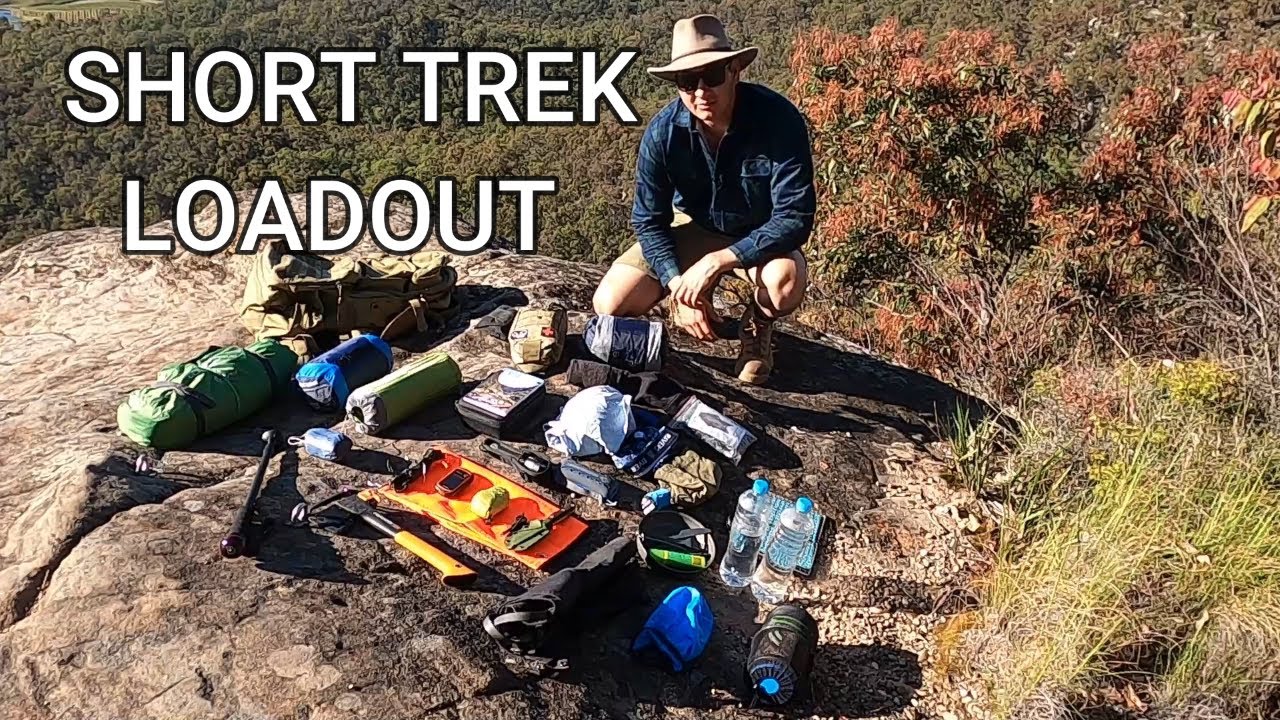 AUSTRALIAN BUSHCRAFT & HIKING || (OLD) LOADOUT. - YouTube
