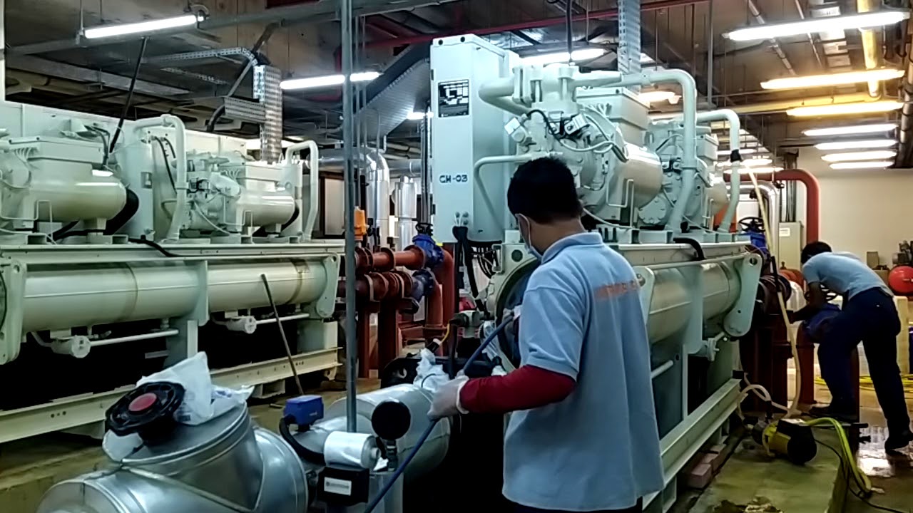 Descaling of condenser Chiller #HVAC - YouTube