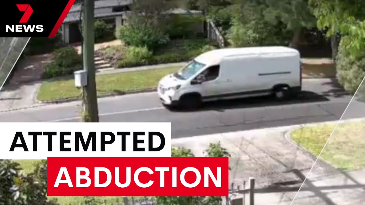 Melbourne man still on the run after attempted abduction | 7NEWS - YouTube