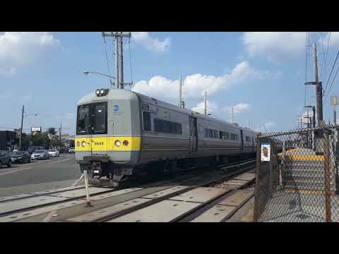 LIRR Long Beach Branch Train 856-13 departs Island Park w/ LIRR #9944 leading 8/13/26