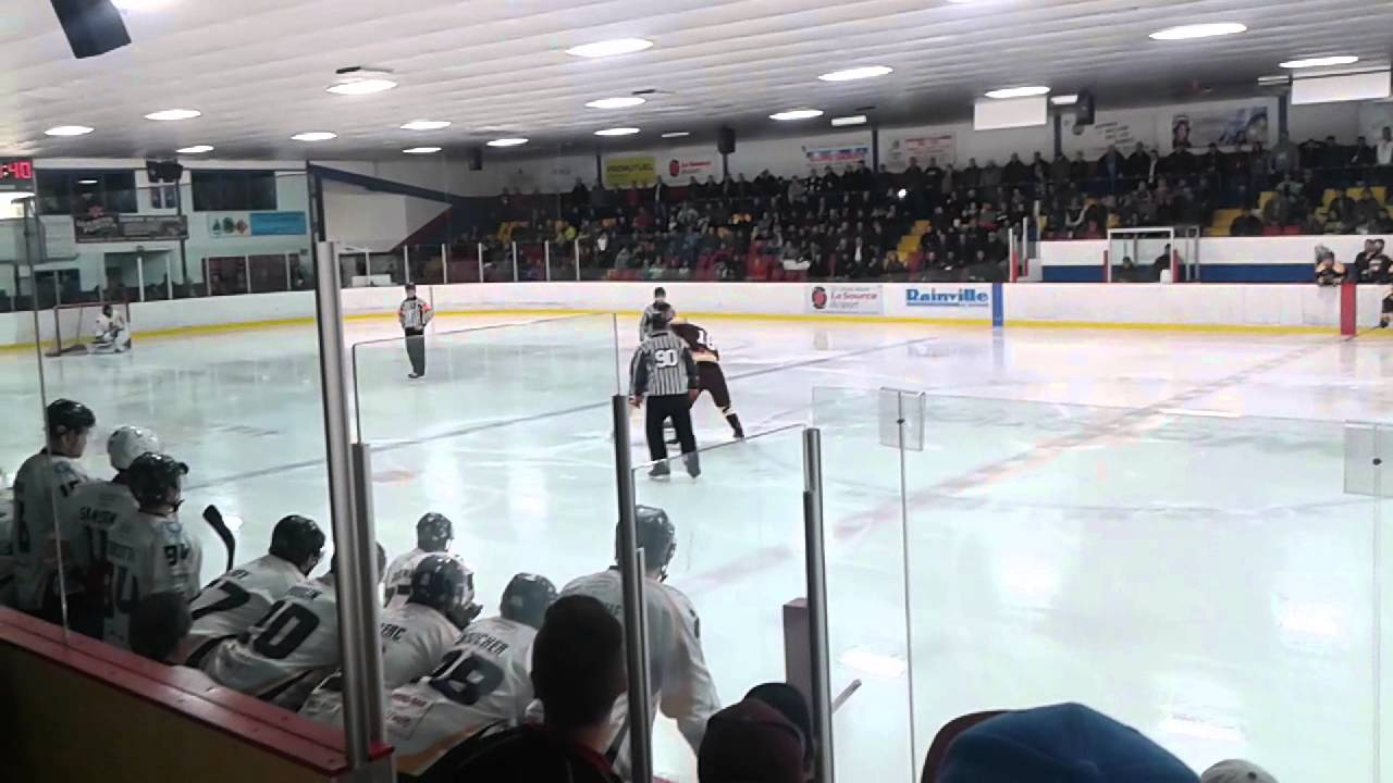 Simon rizk vs nicolas heon - YouTube