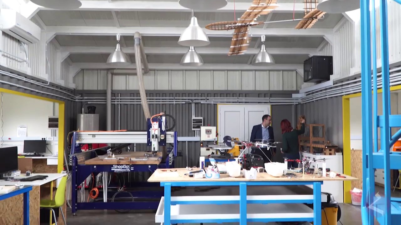 AYB SCHOOL (Школа АЙБ, Ереван) - YouTube