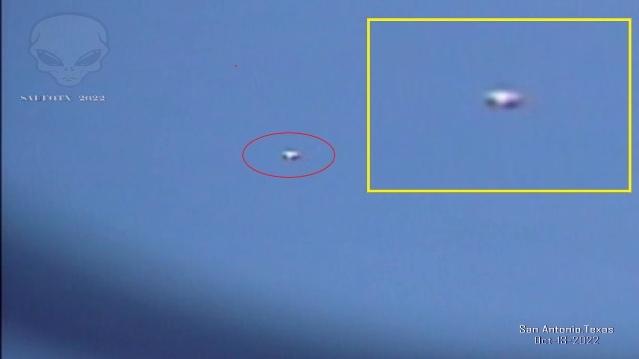 Oct -13- 2022 UAP With What Appears To Have A Rotating Light Around It👀 ...