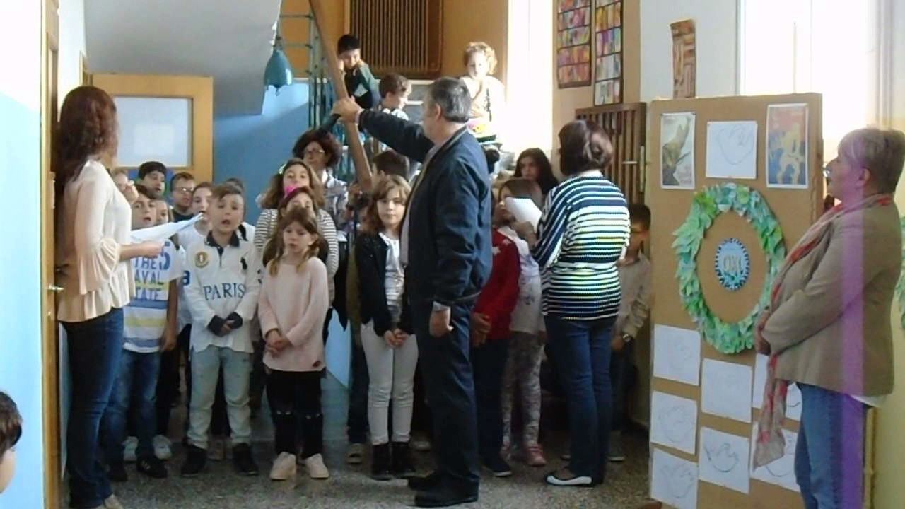 ΤΑ ΠΑΙΔΙΑ ΑΠ΄ΤΟ ΒΡΑΧΩΡΙ - YouTube