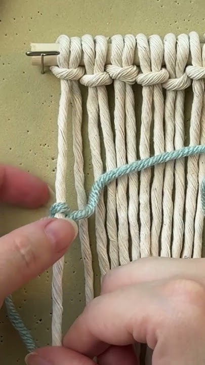 Macrame Pixel Daisy #diymacrame #macrame #macrametutorial #macramepattern #fiberart - YouTube
