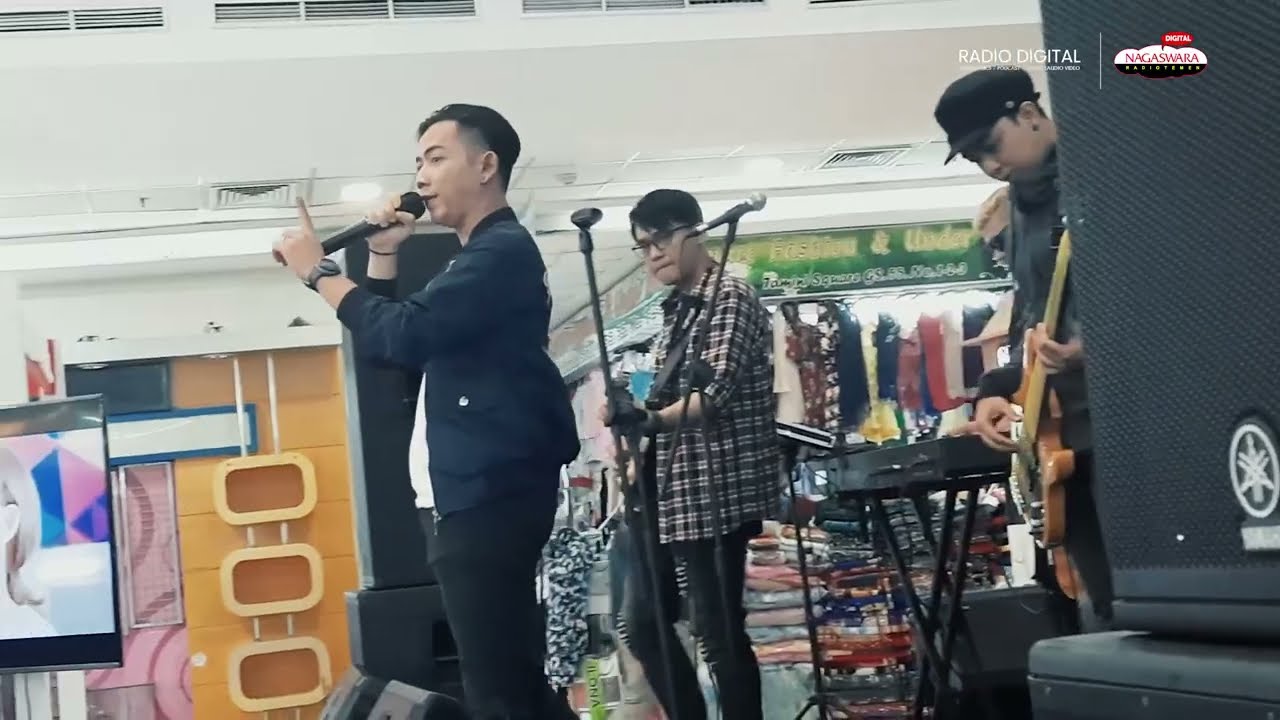 LUVIA Band - Orang Yang Salah (Live) - YouTube