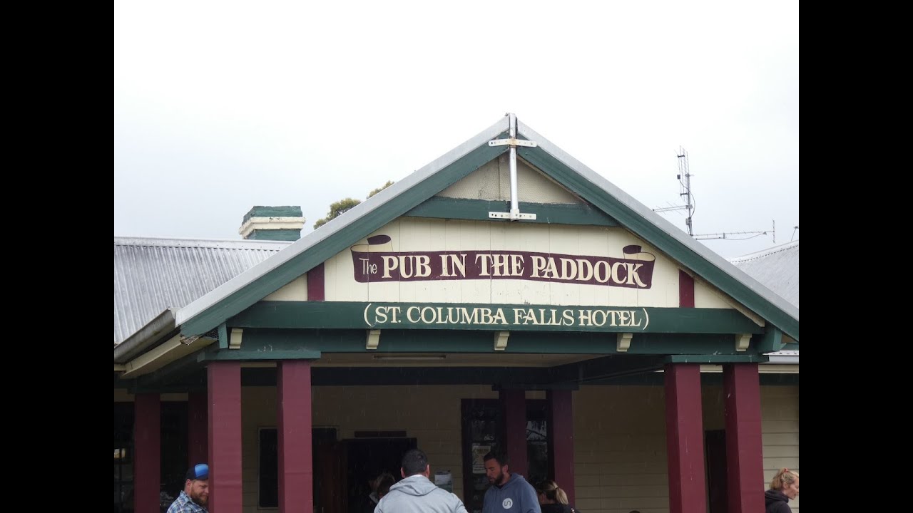 Aussie Pubs of the Day - St Columba Hotel "Pub in the Paddock ...