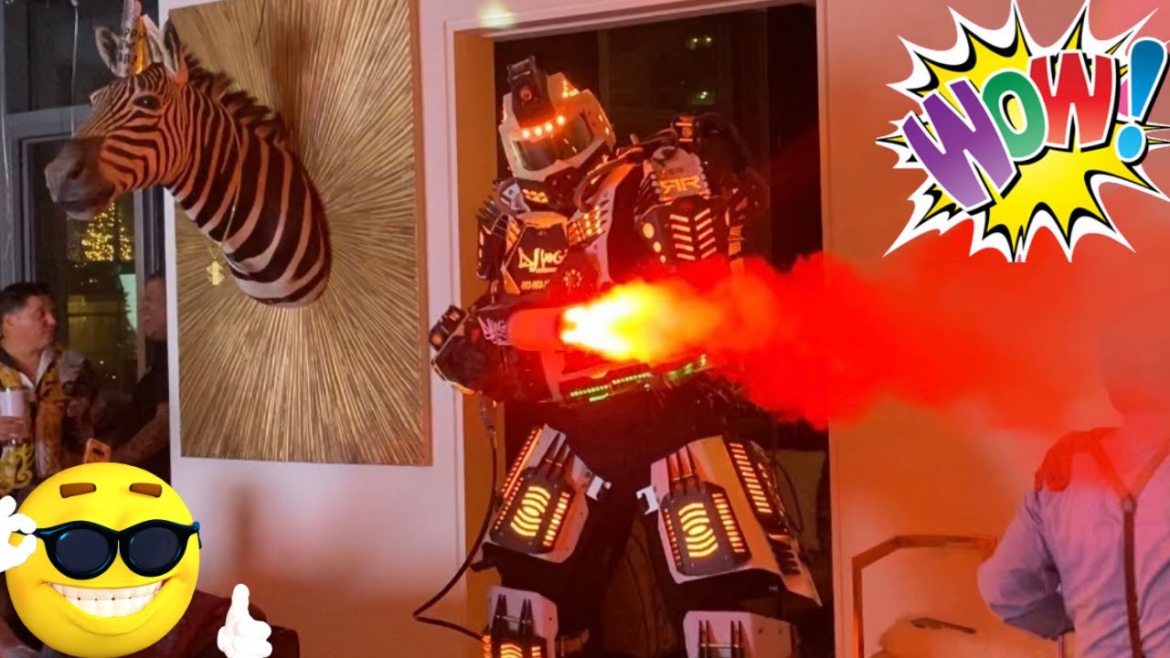 ROBOT LED SHOW DESPIDIENDO EL 2020 - YouTube