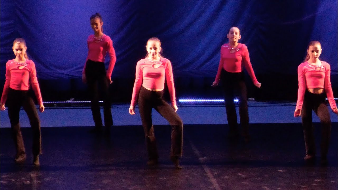 *Bartek Dance Art* Gora Kalwaria - Contenporary dance / Smooth Move ...