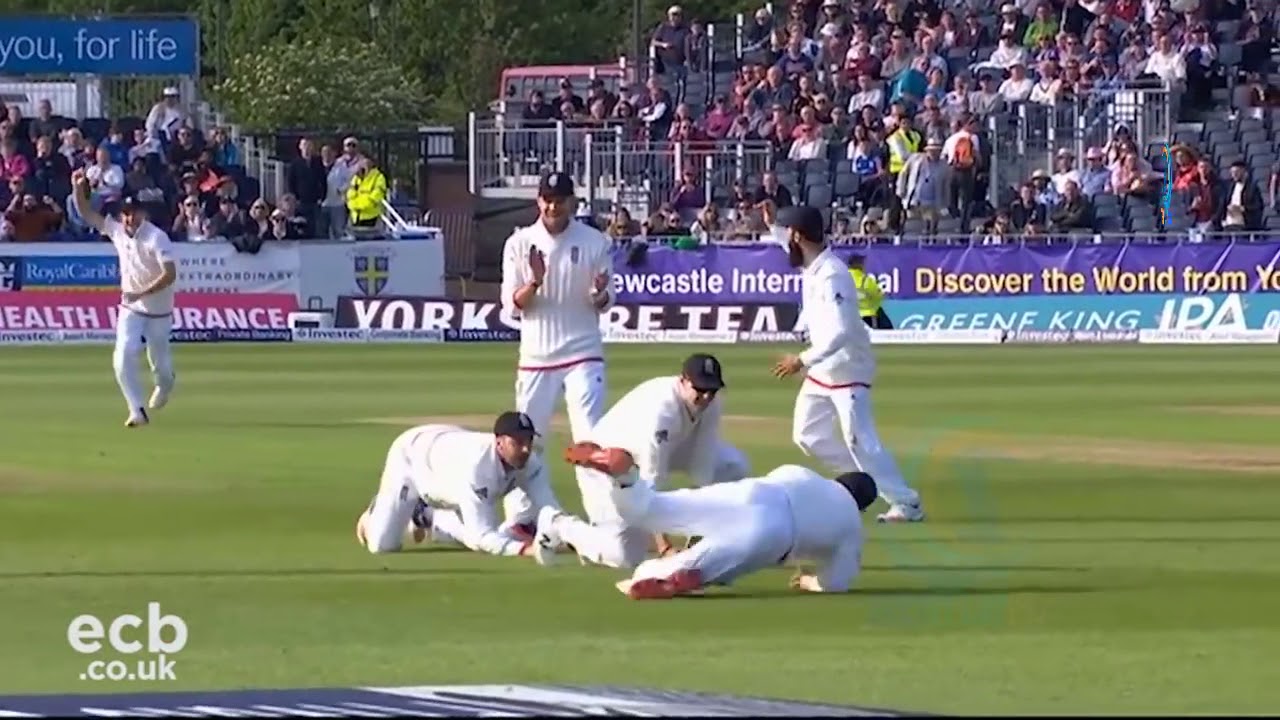 Top 10 unbelievable slip catches in cricket history ever - YouTube