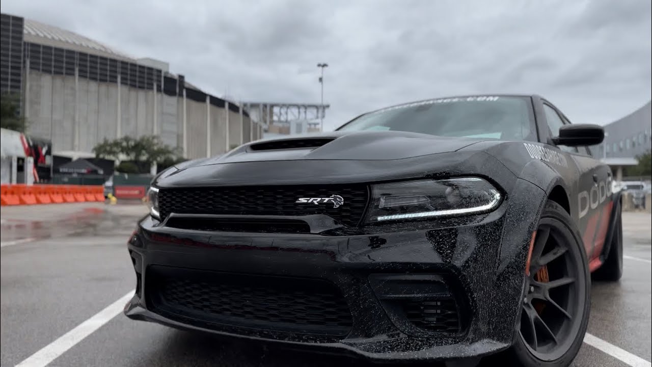 Dodge Thrill Rides @ Mecum Houston 2023 - YouTube