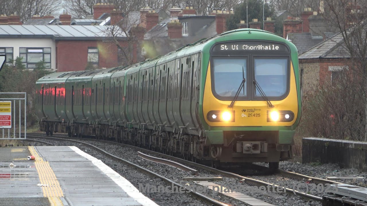 (4K) Irish Rail Trains At Drumcondra Station Dublin On The 22/01/2023 ...