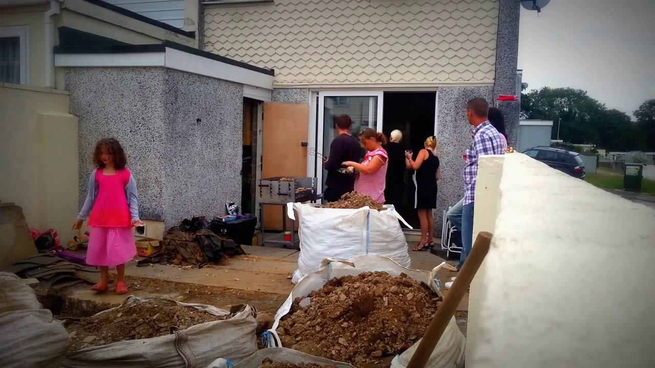 Thunder flashbang at quite barbecue funny prank - YouTube