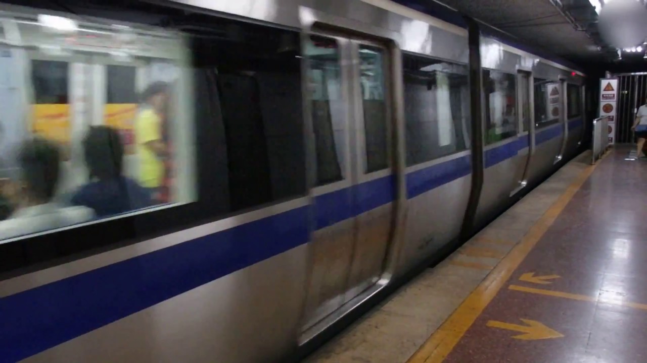 北京地下鉄2号線 北京駅到着 Beijing Subway Line 2 DKZ16 series EMU - YouTube