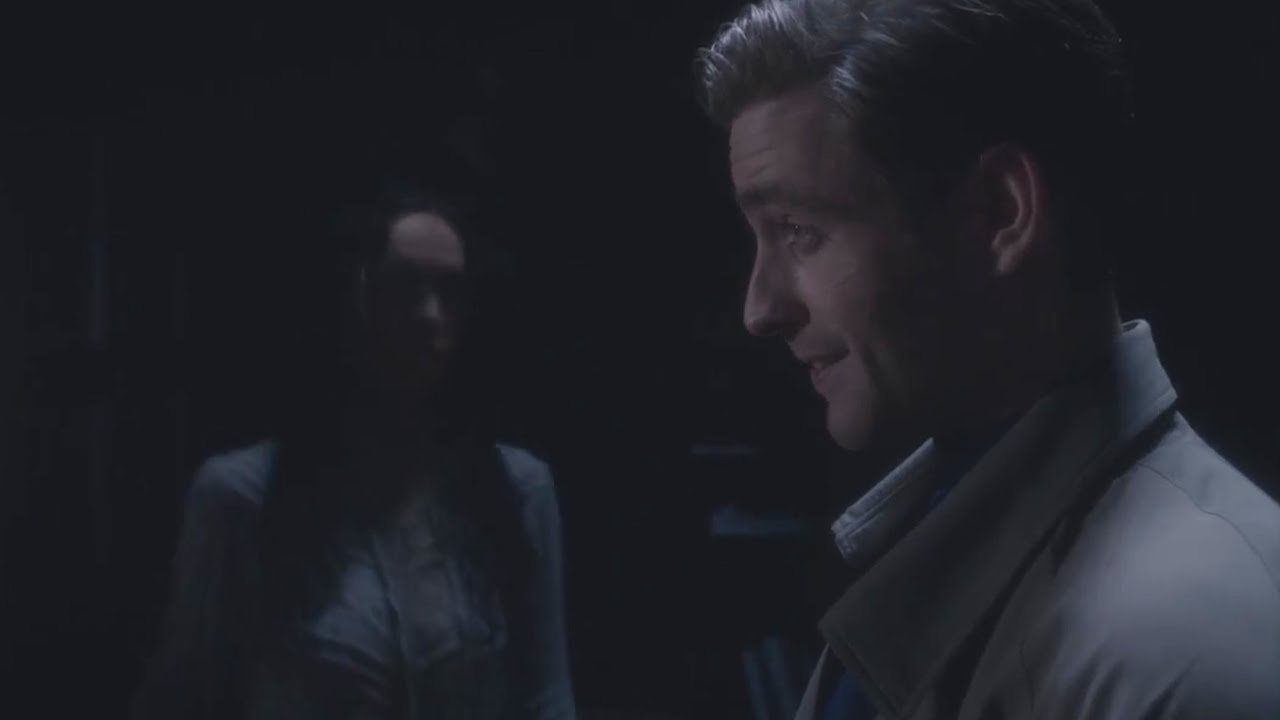 The Haunting of Bly Manor 2x05 - Peter's Death - YouTube