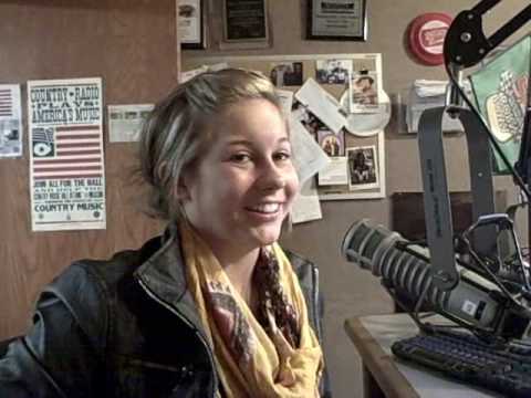 KJJY-Shawn Johnson Live with Hatfield & McCoy - YouTube