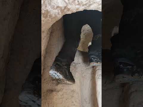 Ürgüp te bi yer 😊 buranın tam ismini bilmiyorum konum olarak gomeda vadisi nın nitiminde bi yer