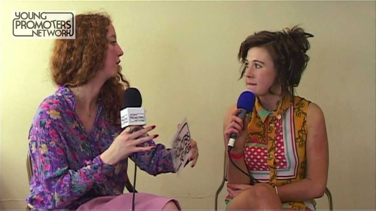 Lydia Kate Howells Interview - Acoustic Sweatbox, June'12 - YouTube