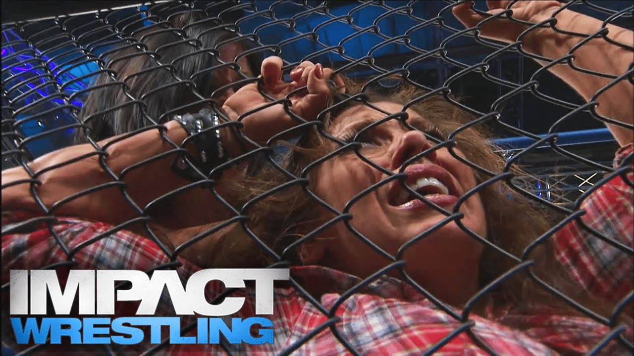 Knockouts STEEL CAGE - Mickie James vs. Madison Rayne (FULL MATCH ...