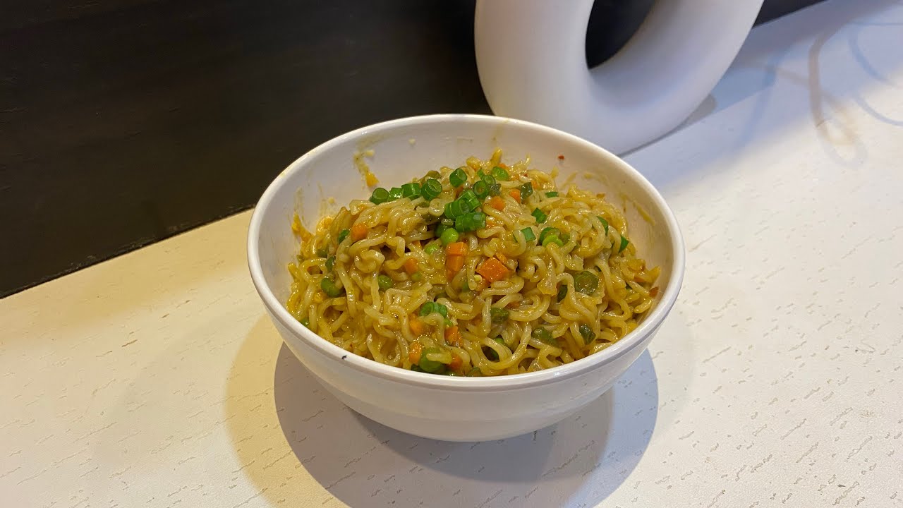 Veg loaded Maggi receipe. - YouTube