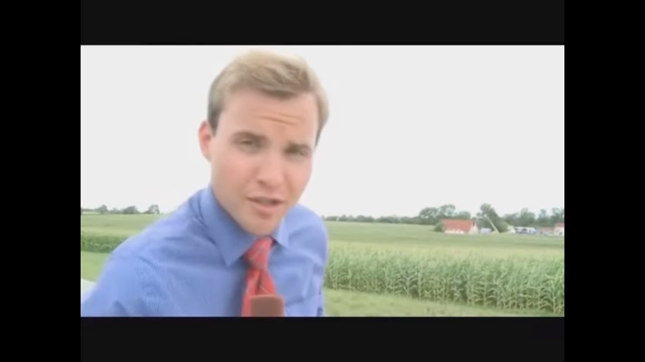 Chase Moffitt reports on Lady Gaga in Springfield Nebraska 2011 - YouTube