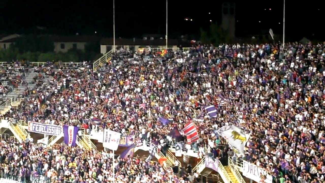 Fiorentina fans - YouTube