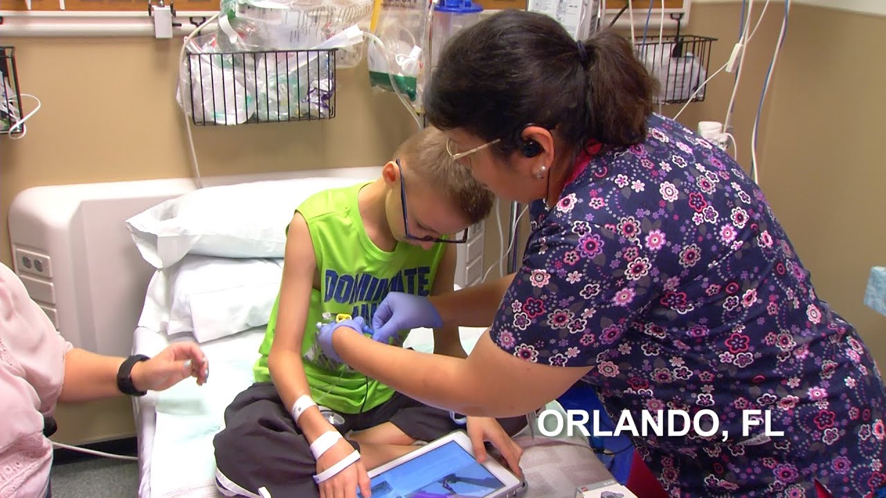 American Graduate Day 2016: Robot Kits w/ Dr. Megan Nickels - YouTube