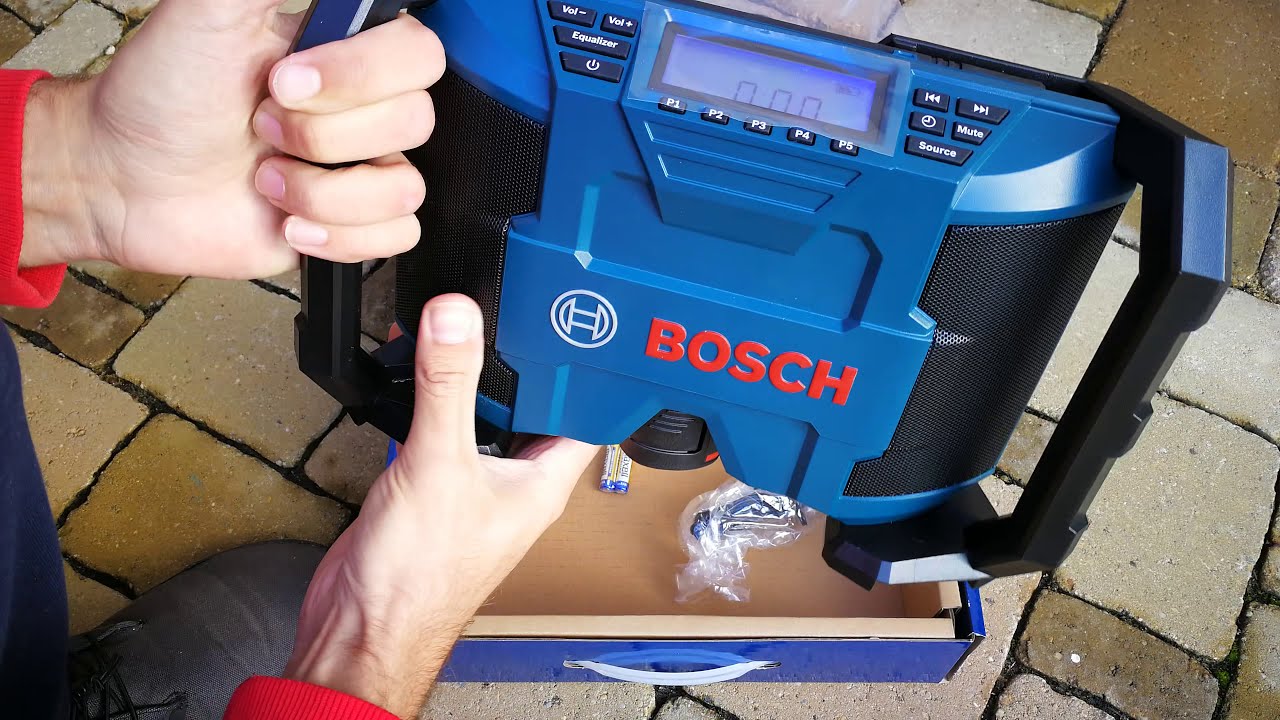 Unpacking / unboxing cordless radio Bosch GPB 12V-10 0601429200 - YouTube