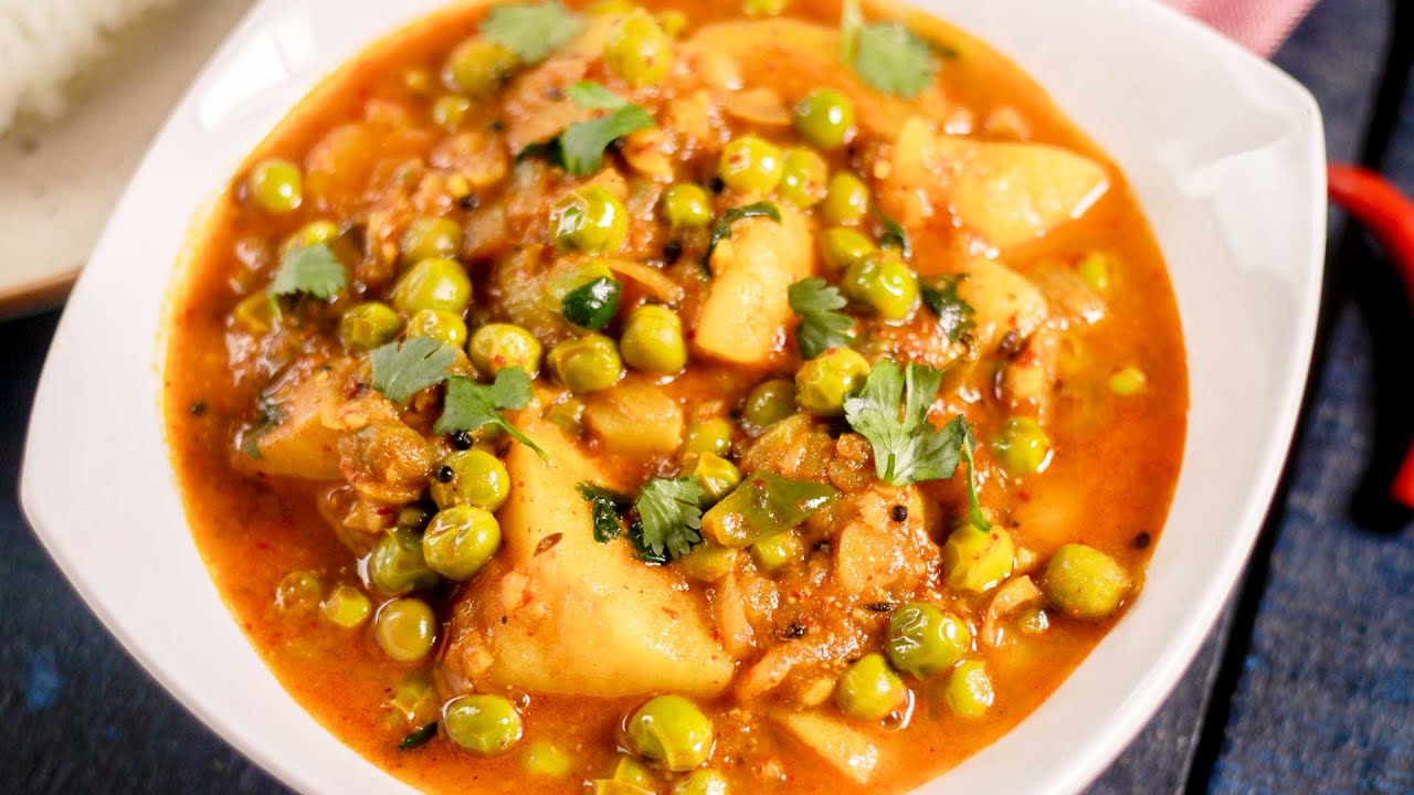 Aloo Matar Ki Sabzi: ढाबे जैसी आलू मटर की सब्जी | #MyIndianFood Part-1 ...