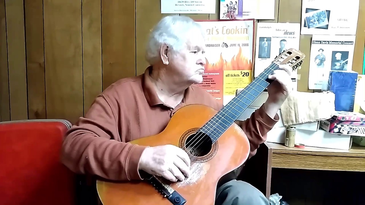 Larry G. Davis play Memphis Tennessee - YouTube