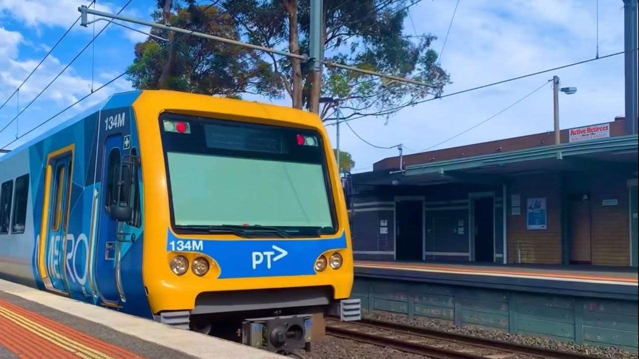 Glen Waverley Line | Journey Highlights | X’Trapolis 100 - YouTube