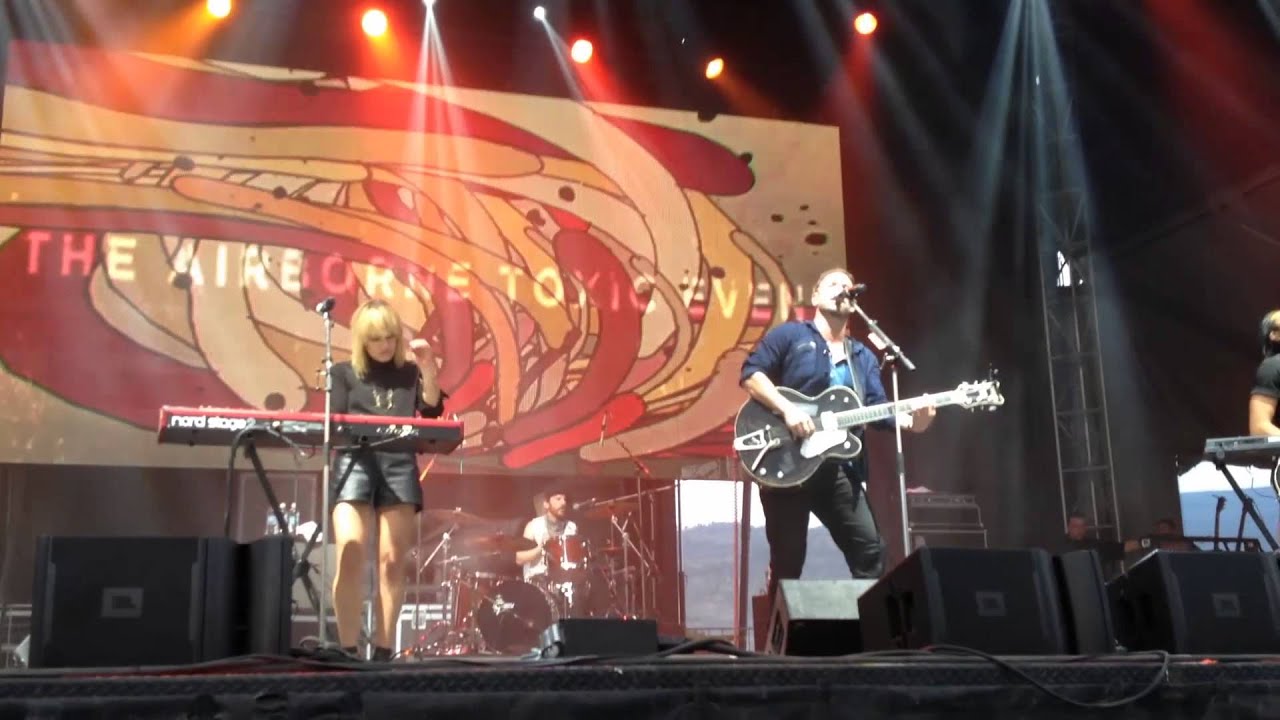 Dope Machines by The Airborne Toxic Event (Boonstock 2014) - YouTube