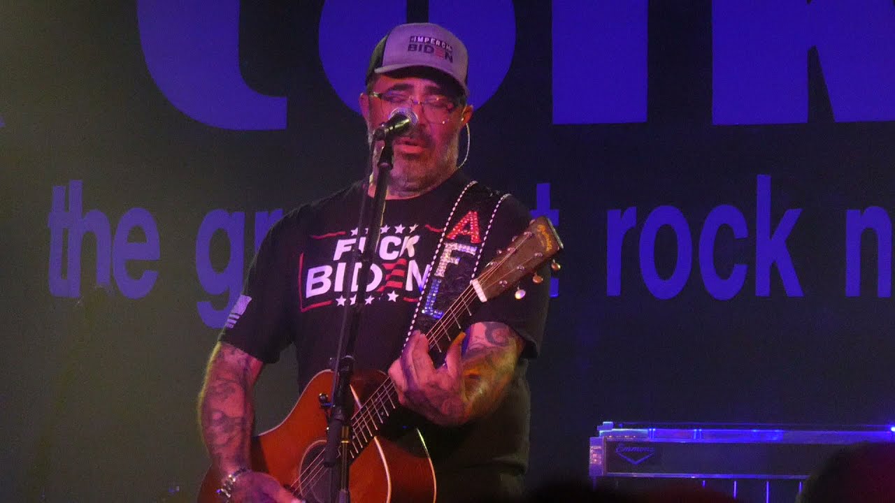 Aaron Lewis Smoking Weed