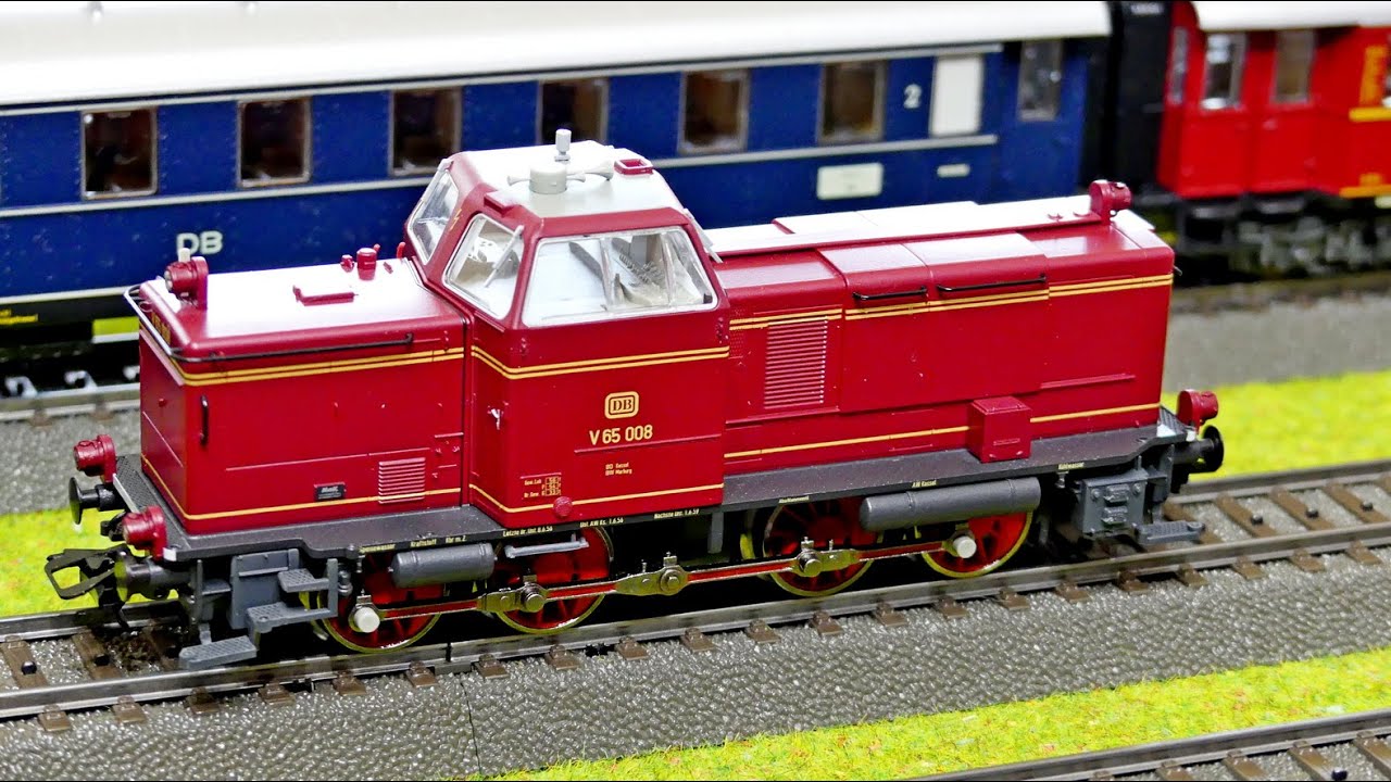 Roco V65 AC DIgital - YouTube