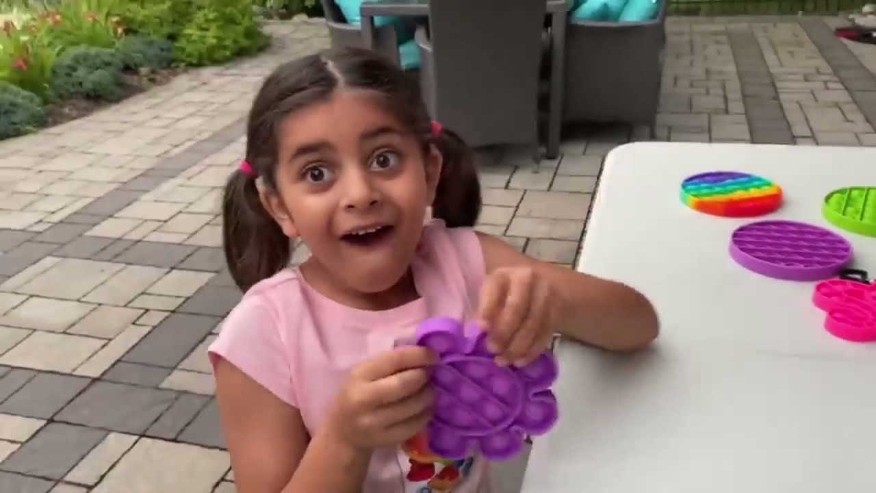 Deema and Sally learn to share with each other - YouTube
