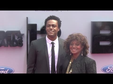 REBBIE JACKSON and son AUSTIN BROWN arrive at BET Awards - YouTube