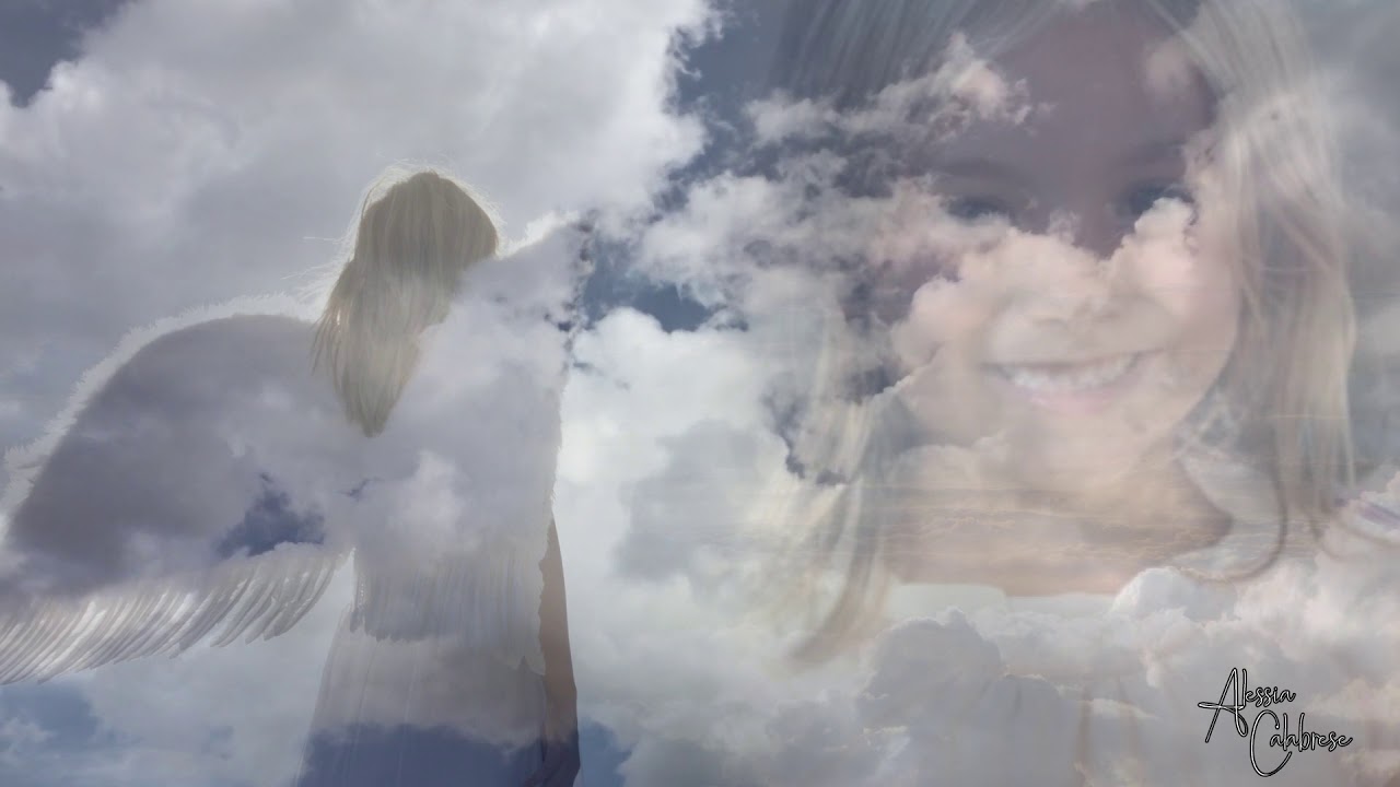 Alessia Calabrese- "Piccolo Angelo"(Official Video) - YouTube