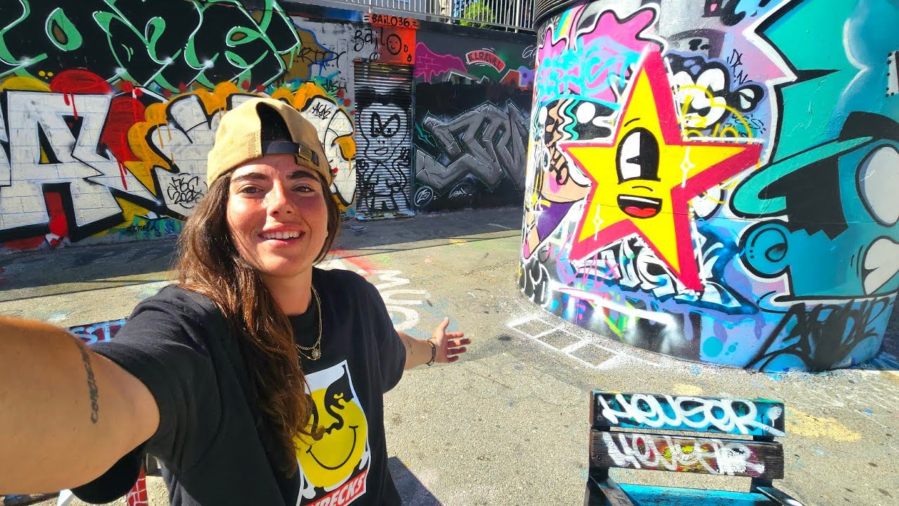 Pinté Mi Primer Graffiti en MACBA - YouTube
