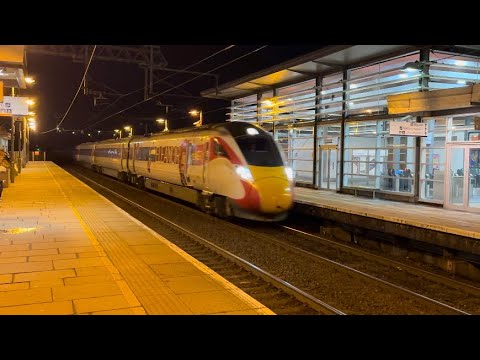 Class 801 Azuma | 801225 | Eleanor Livery | LNER | Edinburgh Park | 20 ...