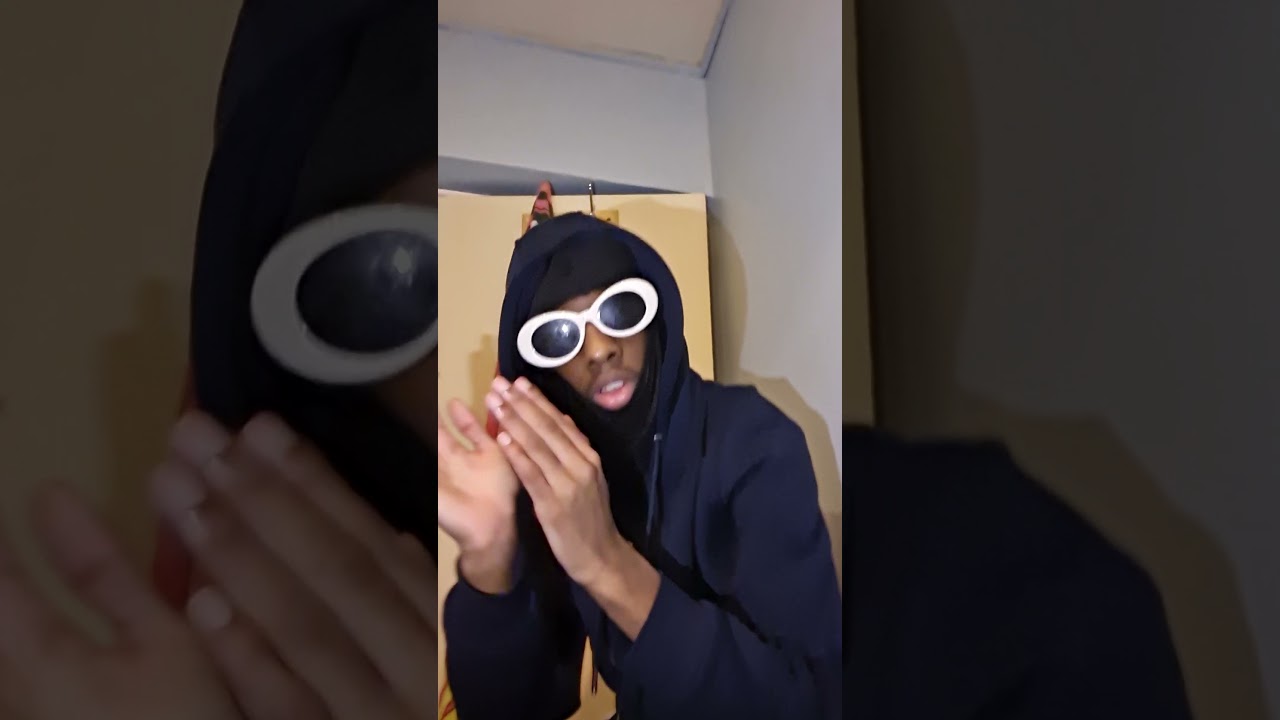 E1 (3x3) Mad about bars Tiktok: Mr Clout Glasses - YouTube