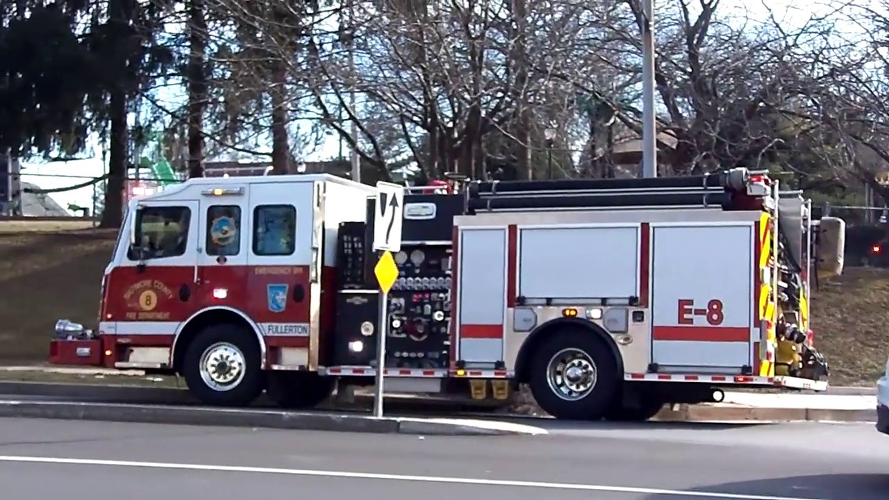 [BCoFD] Engine 8 Arriving - YouTube