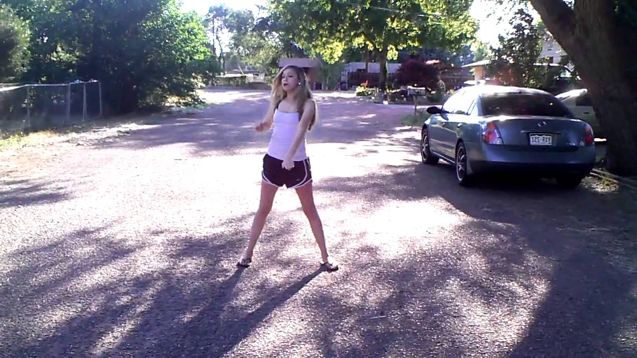 Swoop Dance - YouTube