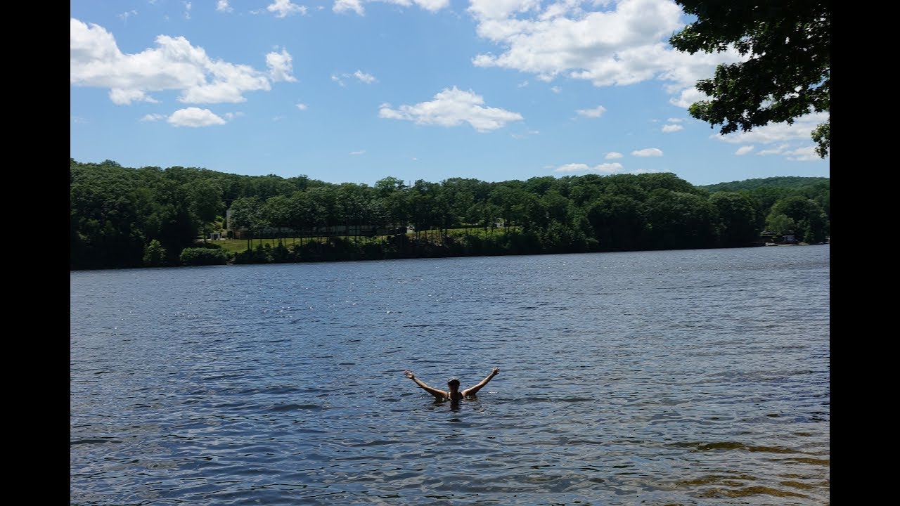 Boss Lady Kayaking on Lake Zoar Connecticut - YouTube