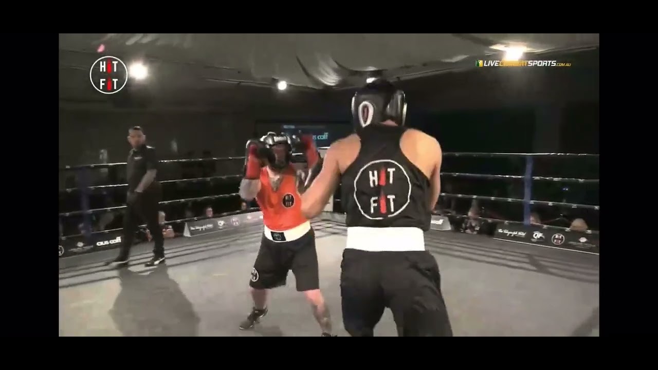 FIRST AMATEUR BOXING MATCH!!! (Close Knockout…) 🥊🥊 - YouTube