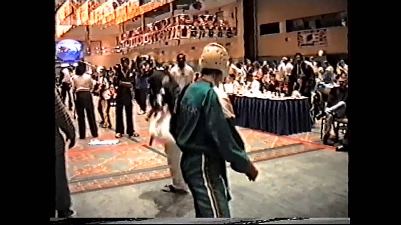 Robert Devane at the Sport Karate Internationals '96 - YouTube
