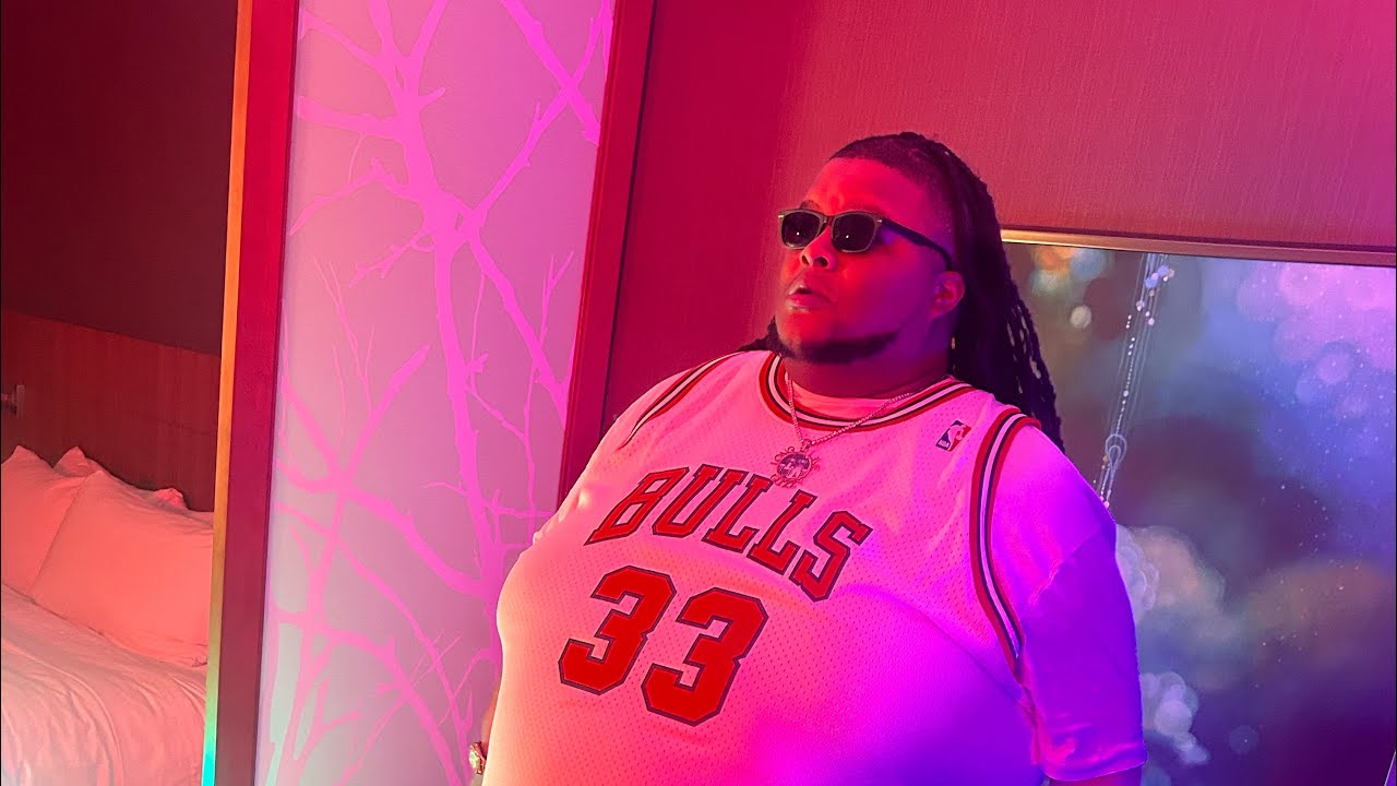 Slizzlo - Your Body - YouTube