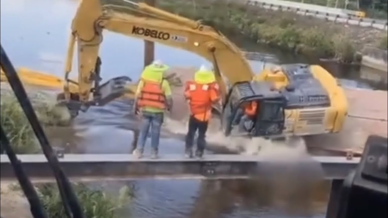 Construction fails compilation - YouTube