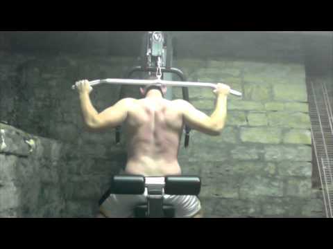 14 year old kid ripped - YouTube