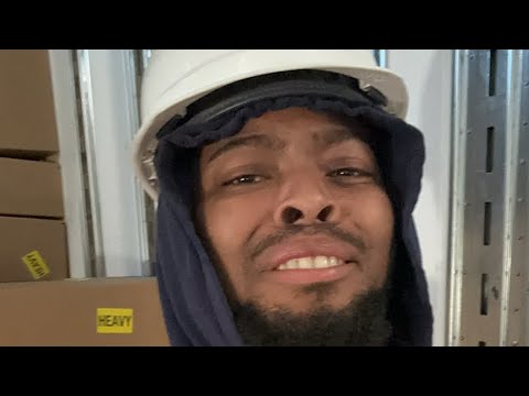 IRL AT WORK (AMAZON)😭 - YouTube