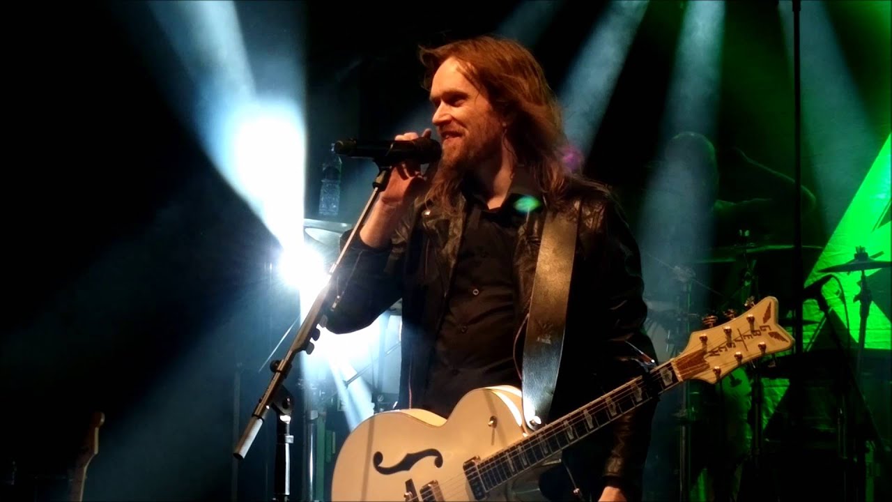 Anssi Kela - Nummela - Live @ Peurunka Areena 6.2.2016 - YouTube